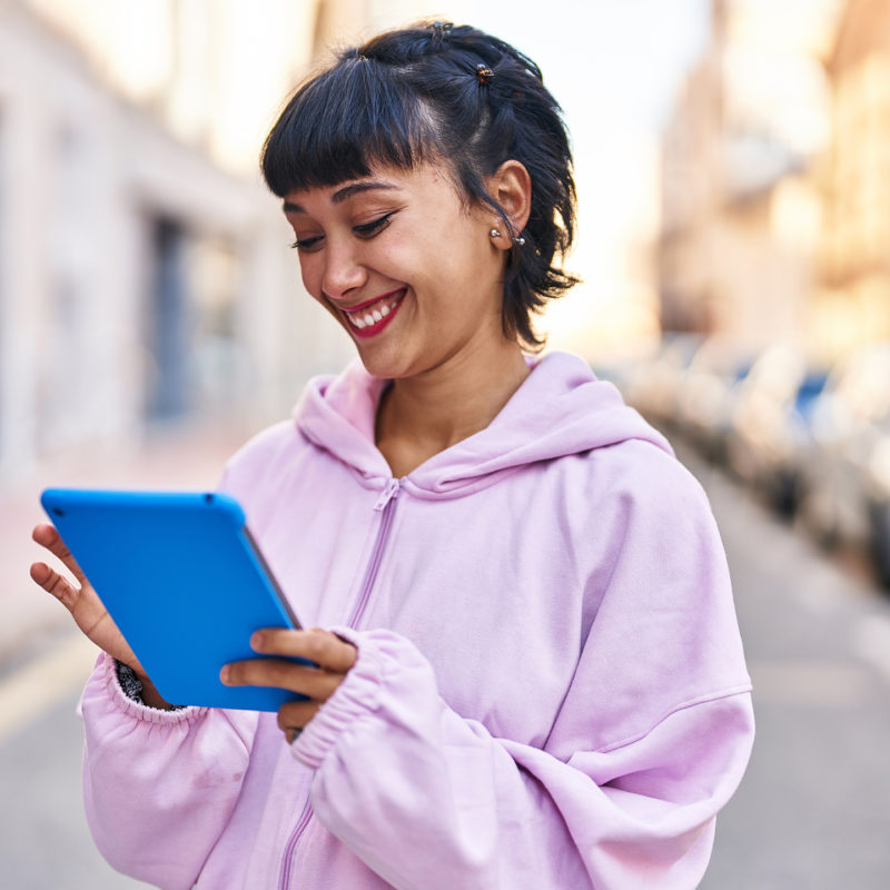 6 Ideas for Your Employee Peer Recognition Program | Huler